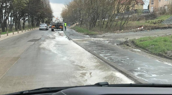 Cluj. Celebra baltă de pe strada Cantonului a fost spălată bine cu ...
